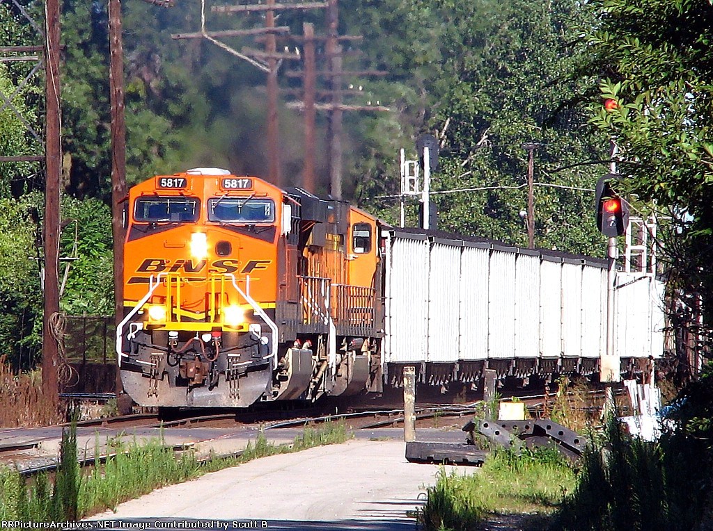 BNSF 5817 U99511